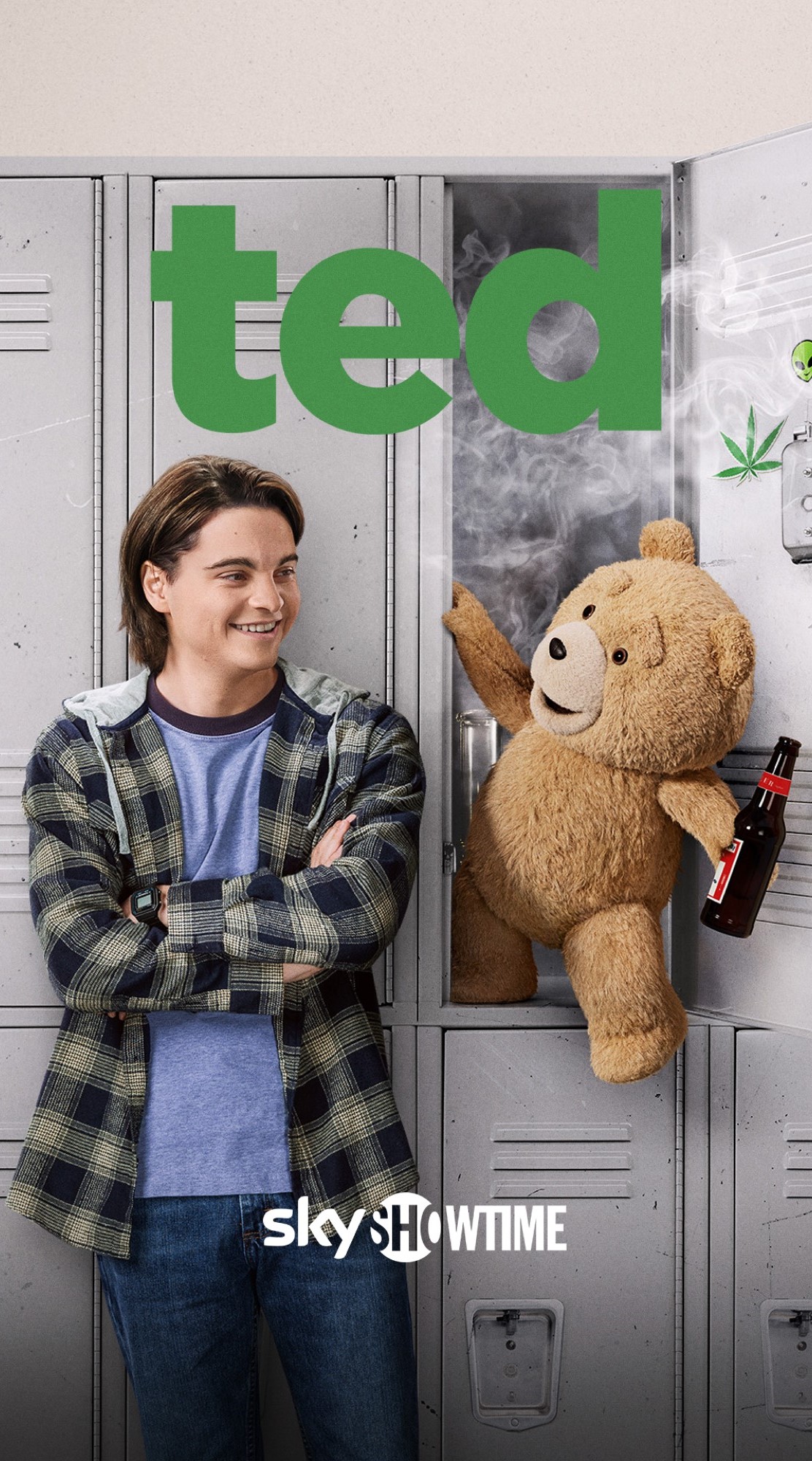 Tráiler, póster, imágenes y fecha de estreno de Ted, la serie de televisión que llega a SkyShowtime